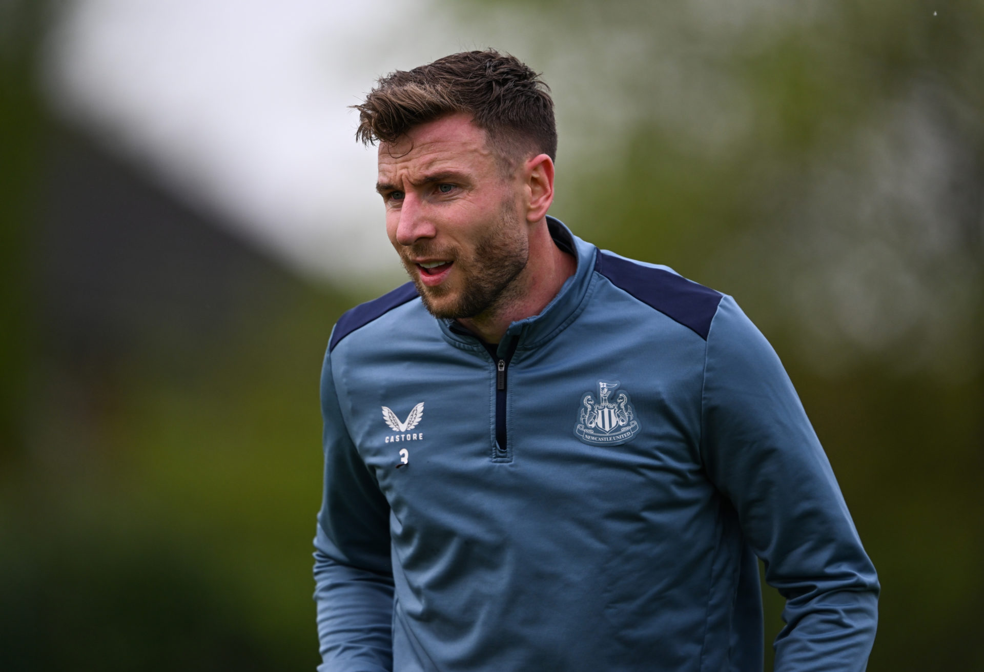 The brilliant gesture Newcastle United players made for Paul Dummett ...