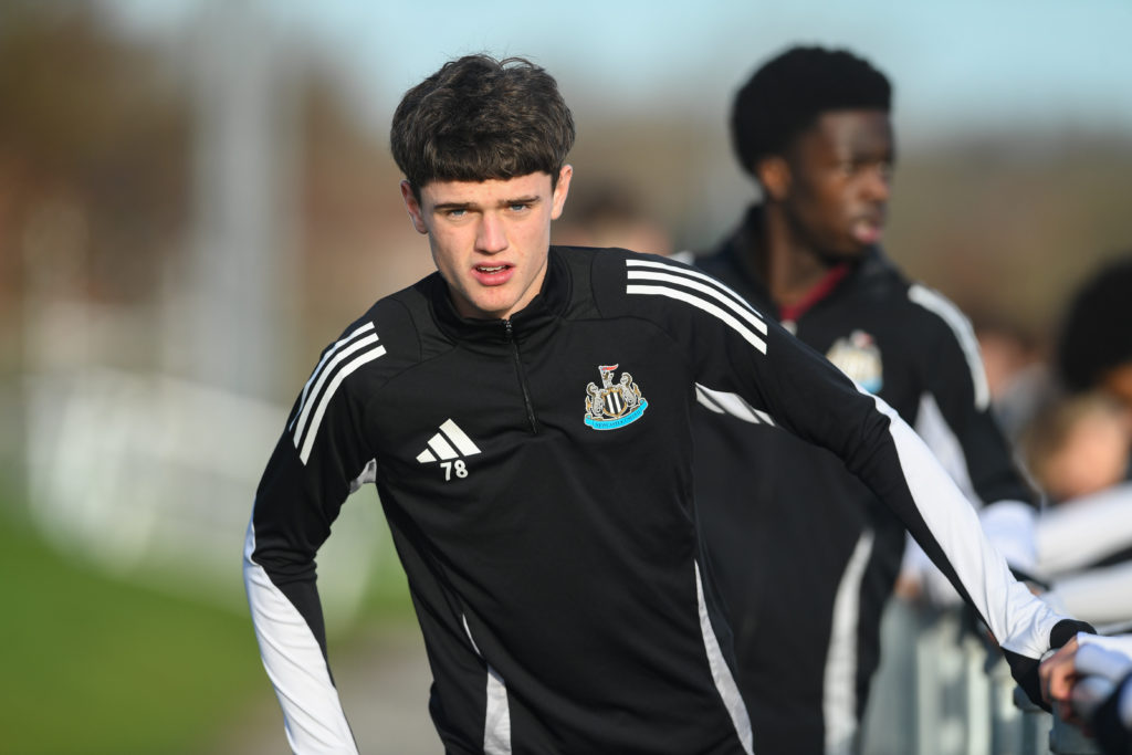 Exciting 17-year-old spotted in Newcastle United training ahead of ...