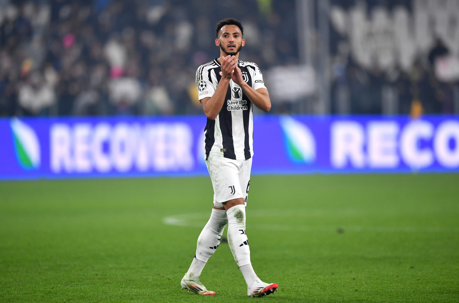 Italian media shreds Lloyd Kelly as former Newcastle United star makes ...