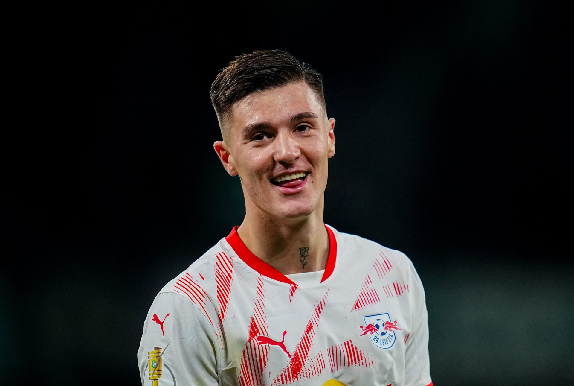 Man United have left the door wide open for Newcastle to strike ...
