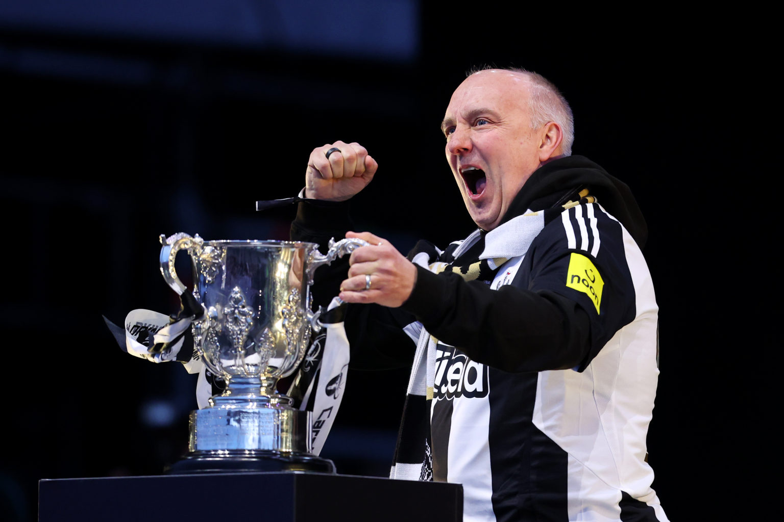 Darren Eales has already said what he thinks of Alexander Isak leaving ...