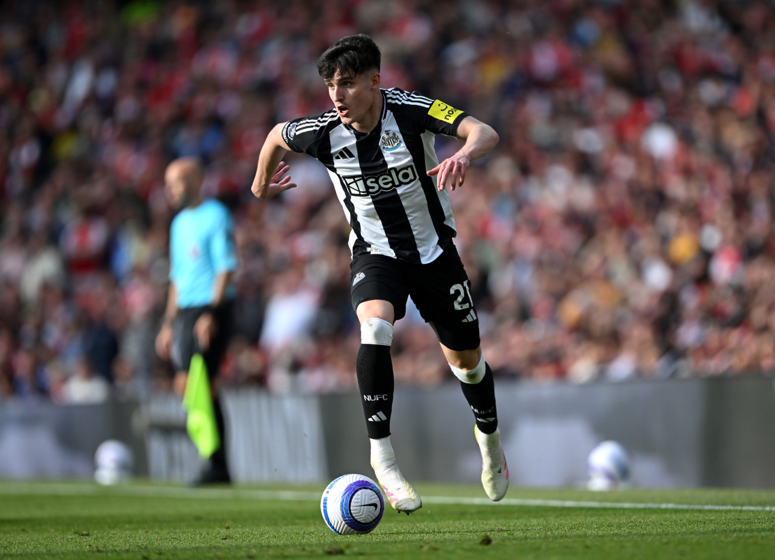 Newcastle United fans are seriously questioning 'wrong' Tino Livramento ...
