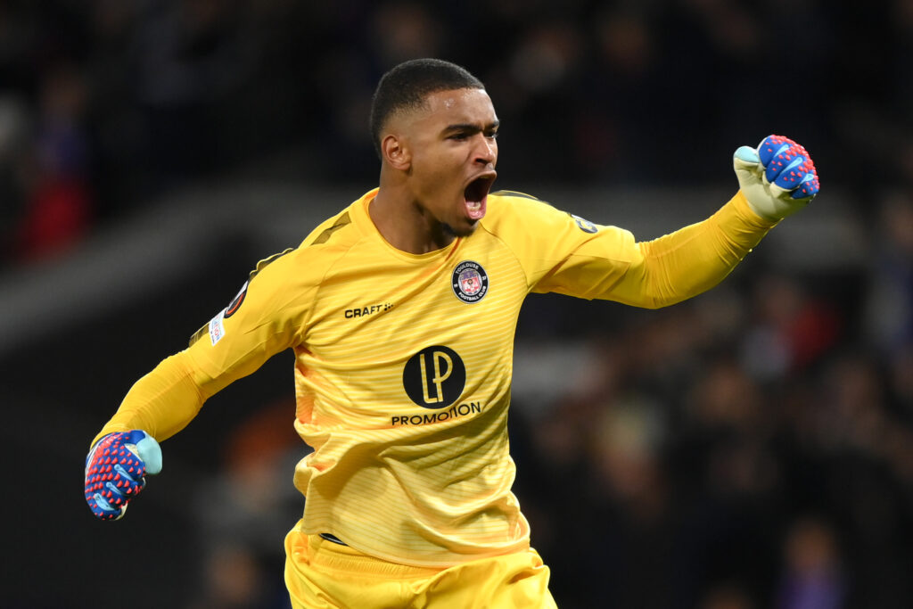 Newcastle United have been scouting a new goalkeeper as Nick Pope struggles