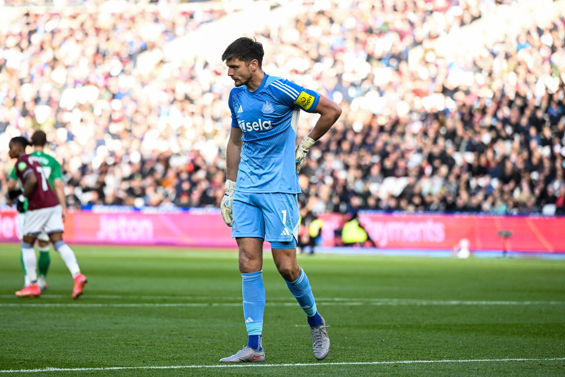 Newcastle injury update - Nick Pope, Lewis Hall and Yoane Wissa latest ...