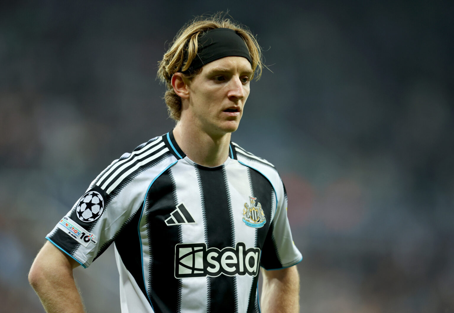 Wayne Rooney explains why Newcastle's Anthony Gordon should start for ...