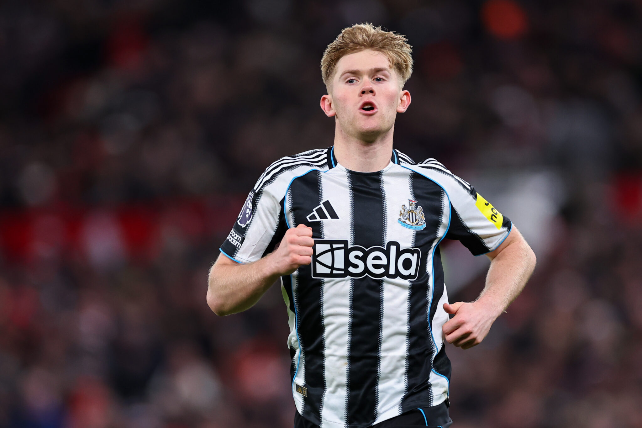 Chelsea fans in agreement about Newcastle's Lewis Hall after watching ...